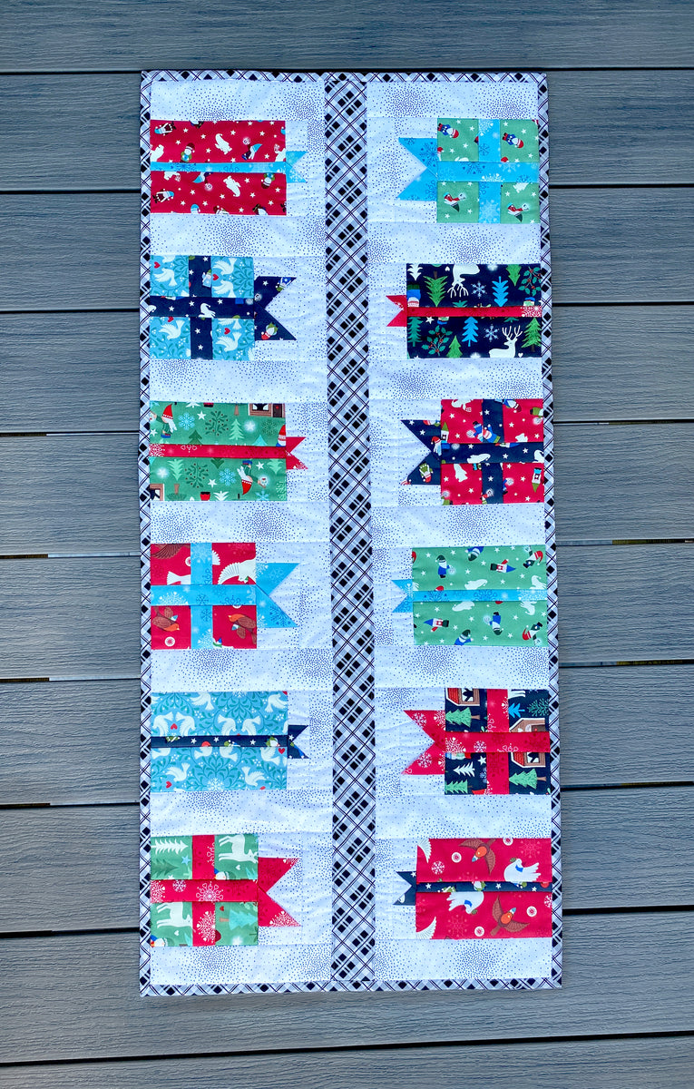 In the Present Table Runner - Pattern and video class – GE Designs